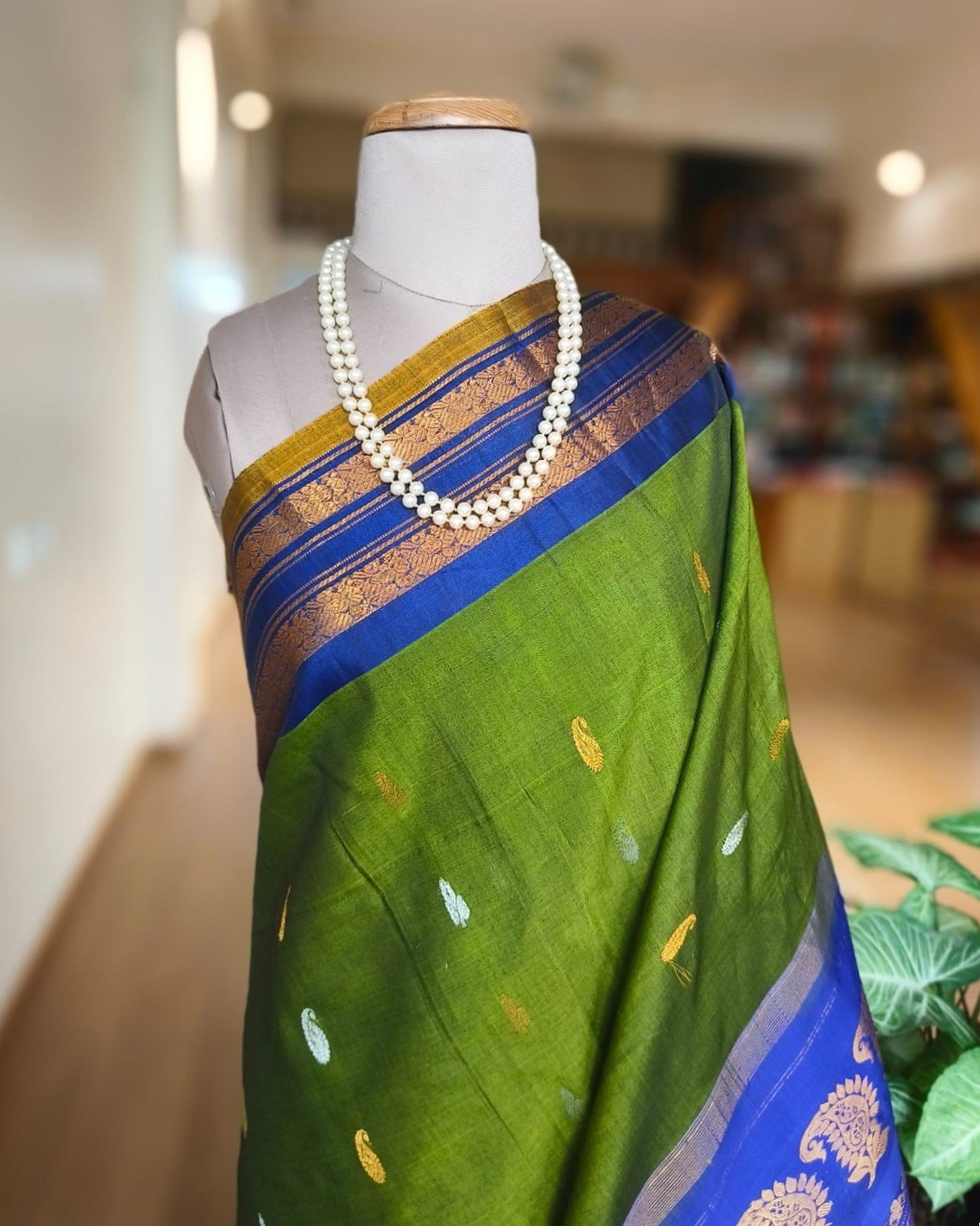 Green Silk-Cotton Gadwal - The Magic Room