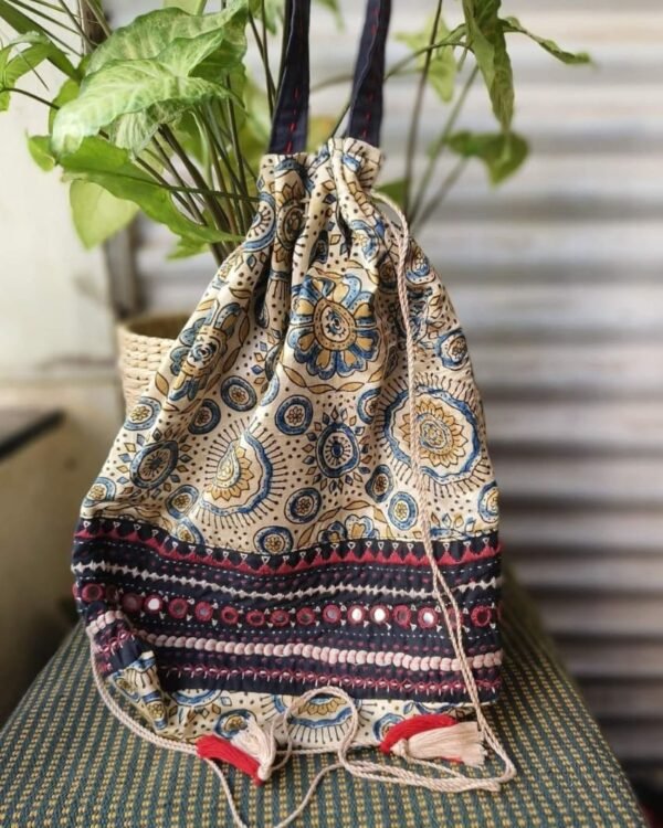 Rounded Jhola Bag in Modal Silk - Cream (RJMS0007) - The Magic Room