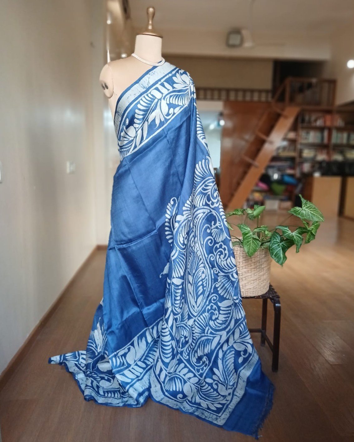 Batik Silk Saree from Murshidabad - (BSSM0003) - The Magic Room