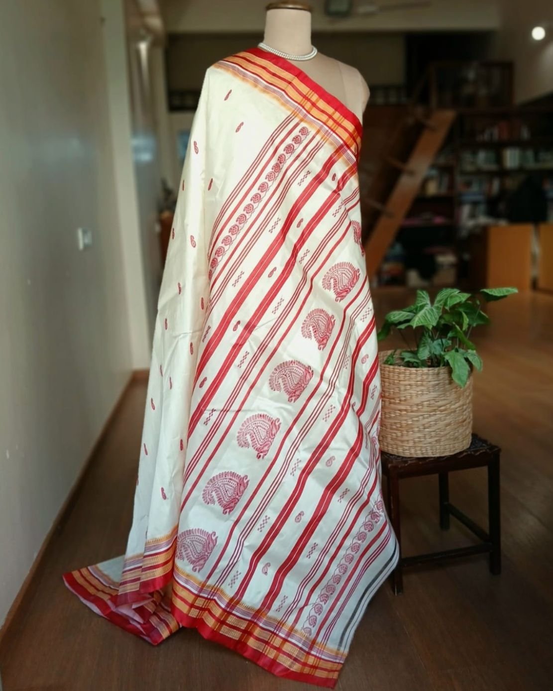 Garad Koriyal Saree from Murshidabad – (GKSM0002) - The Magic Room