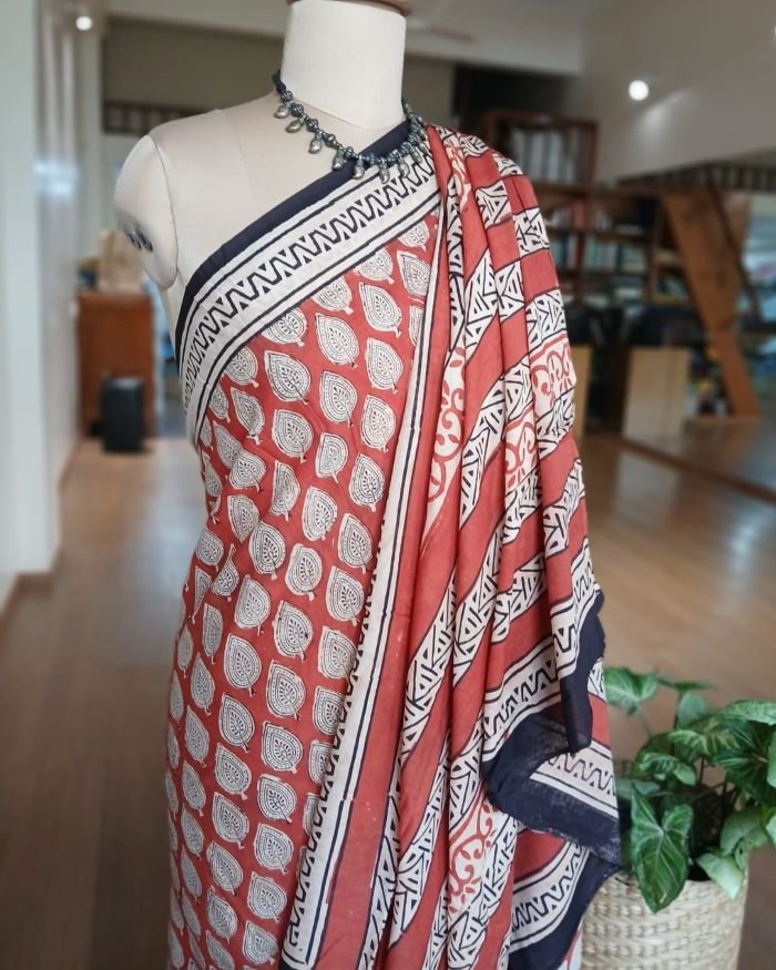 Banjara Blockprint in Mul Cotton from Ahmedabad – (BMCA0008) - The ...