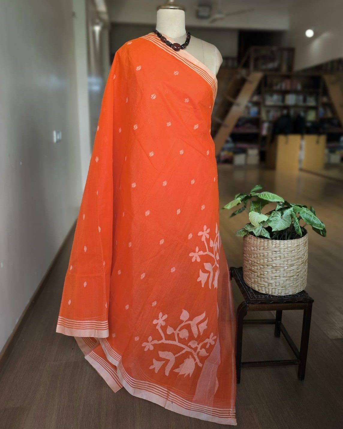 Crisp Cotton Hand Jamdani from Phulia in West Bengal - (CCHJ0001) - The ...