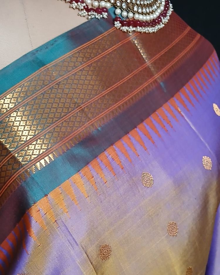 Gadwal Handweave Silk Saree with Kuttu Borders – (GHSS0002) - The Magic ...