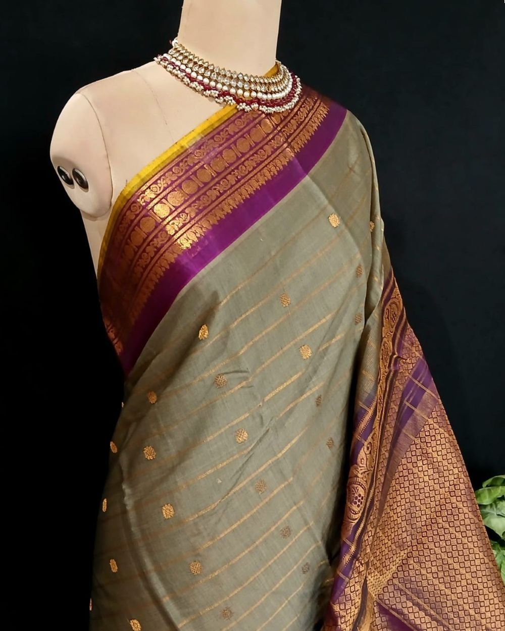 Grand Silk-Cotton Gadwal Handweave Saree with Zari Borders – (GHSS0009 ...